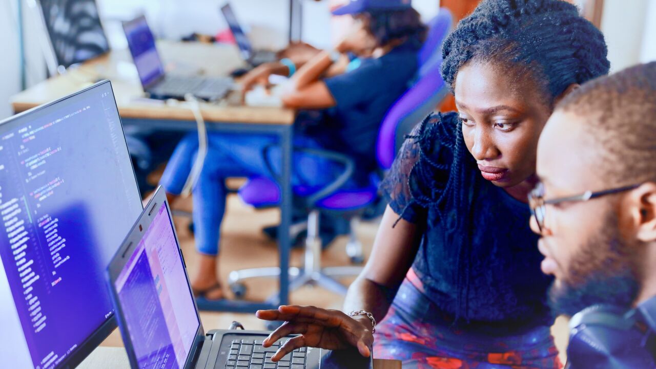 Easier and Faster Offline Programming - RoboDK blog - 英格兰vs伊朗谁会赢？